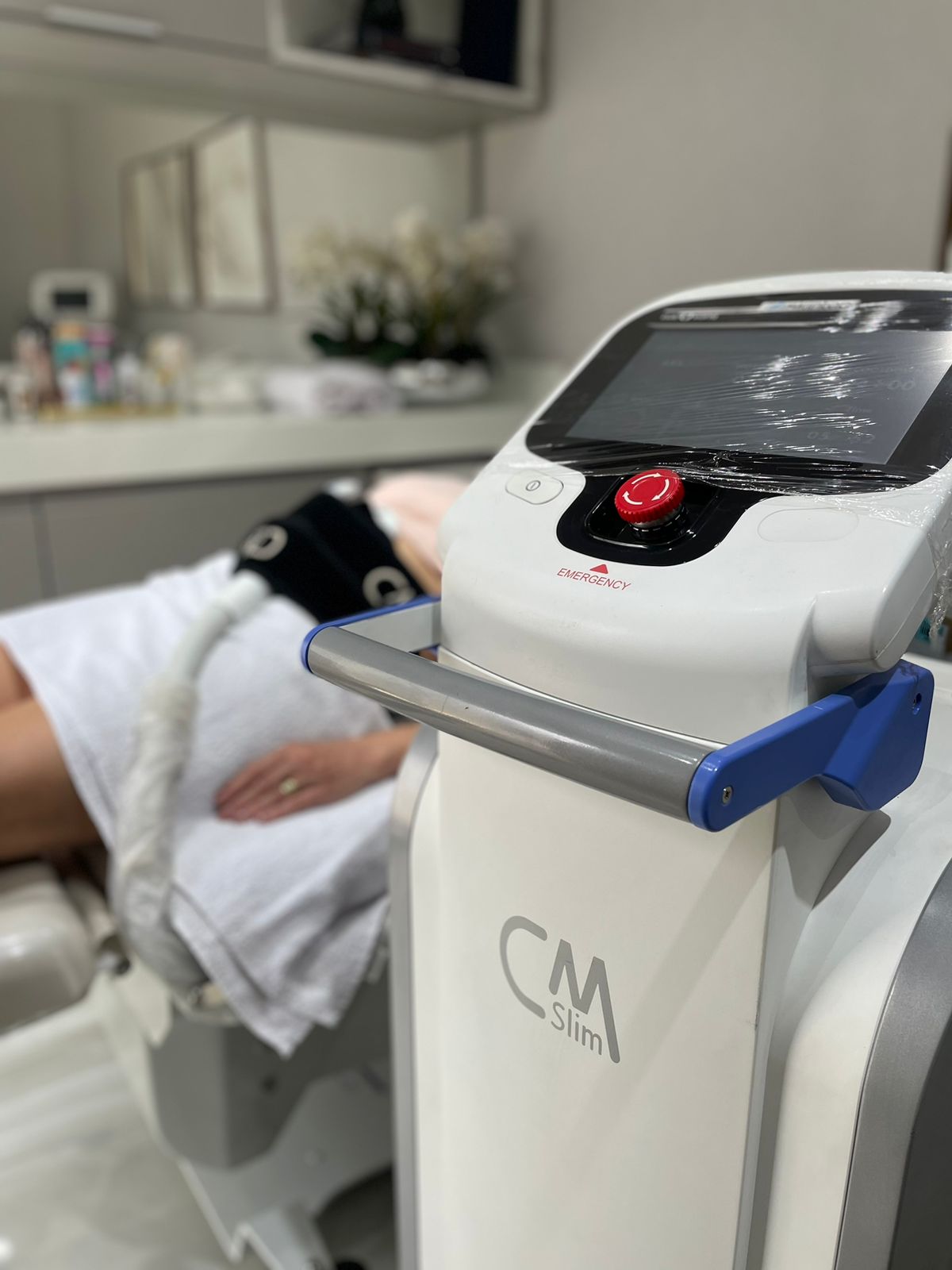 CMSLIM funciona - reduz a gordura localizada - Blog Vivian Lopes dermatologista